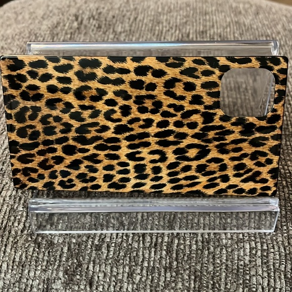 Flaunt | Cell Phones & Accessories | Iphone 1 Square Case | Poshmark